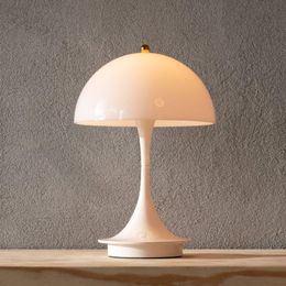Louis Poulsen Panthella Portable Akku Tischleuchte, LED, 5744171436,