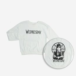 Only Weißes Sweatshirt mit Wednesday-Motiv