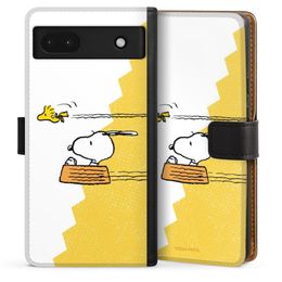 DeinDesign Google Pixel 6a Handy Klapph&uuml;lle Handyh&uuml;lle aus Kunst Leder schwarz Flip Case Snoopy Peanuts Children Sideflip mit langer Lasche