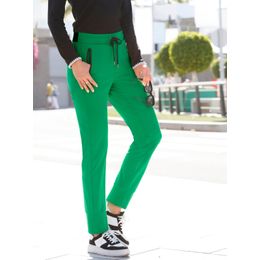 WITT Damen Jogg Pants mit Rei&szlig;verschluss-Taschen, grasgr&uuml;n, Gr&ouml;&szlig;e 44