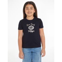 Tommy Hilfiger Kurzarmshirt »HILFIGER NY FOIL REG TEE SS« Kinder bis 16 Jahre mit Logoprägung Desert Sky 5 (110) 5 (110) Sweater von Tommy Hilfiger...