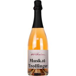 Weingut Wilhelm Muskat-Trollinger Wei&szlig;herbst Muskattrollinger 2022 Trocken - Altenberg W&uuml;rttemberg &ndash; Perl- & Schaumwein Sekt b.A.