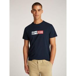 Tommy Jeans PLUS Rundhalsshirt &raquo;TJM SLIM ENTRY GRAPHIC TEE EXT&laquo; in Gro&szlig;en Gr&ouml;&szlig;en Dark Night Navy XXL XXL Shirt von Tommy Jeans Plus
