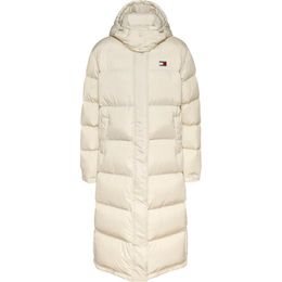 Tommy Jeans Steppmantel »TJW ALASKA LONG PUFFER EXT« mit Logostickerei newsprint M (38) M (38) Puffermantel von Tommy Jeans