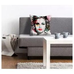 Dekokissen queence "Emilia", bunt (bunt, bedruckt), B:40cm L:40cm, Polyester, Dekokissen_Sitzkissen_Kissenh&uuml;llen, Kissenh&uuml;lle,Retro-Portr&auml;t,Frau,Vintage,Elegant,Nostalgisch,Klassisch