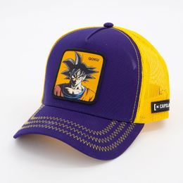 Dunkelblau-gelbe Kappe mit Logo-Detail