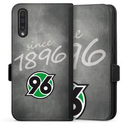 DeinDesign Galaxy A50 Handy Klapph&uuml;lle Handyh&uuml;lle aus Kunst Leder schwarz Flip Case Hannover 96 H96 Official Licensed Product Sideflip mit Lasche