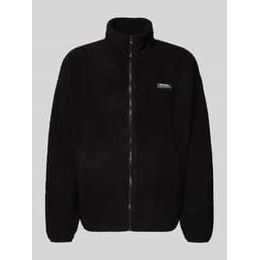 Review Fleecejacke mit Stehkragen und Label-Detail