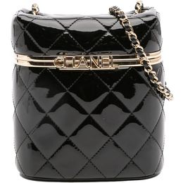 Chanel Kosmetiktaschen - Quilted Patent Logo Chain Vanity Case - Gr. unisize - in Schwarz - f&uuml;r Damen