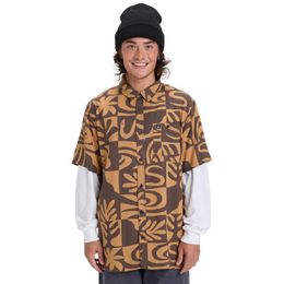 Quiksilver Kurzarmhemd &raquo;Safe Paradise&laquo; Almond Desert Checker XS - US-Gr&ouml;&szlig;en US-Gr&ouml;&szlig;en XS Stoff: Reine Ecovero-Viskose [132 g/m2]