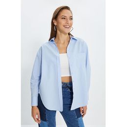 Trendyol Hemd in Hellblau - 54% | Größe 36 | Damen-blusen