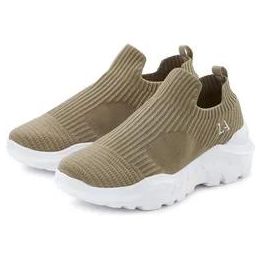 Sneaker Lascana, Damen, Gr. 42, grün (oliv), Obermaterial: 100% Textilmaterial. Futter: 100% Textilmaterial. Decksohle: 100% Textilmaterial. Laufsohle: 100% Synthetik, unifarben, Schuhe, Halbschuh, Slipper, Freizeitschuh zum Reinschlüpfen VEGAN