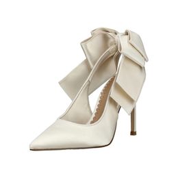 Steve Madden Pumps in Ivory | Gr.: 41