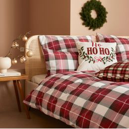 Bettwäsche "Mileja in Gr. 135x200 oder 155x220 cm", rot, B/L: 135cm x 200cm, 1 Stk., 1 Stk., Renforcé, B/L: 80cm x 80cm, 2 Stk., Renforcé, Obermaterial: 100% Baumwolle, LeGer Home by Lena Gercke, Bettwäsche, Bettwäsche aus Baumwolle, karierte Winterbettwäsche, Weihnachten