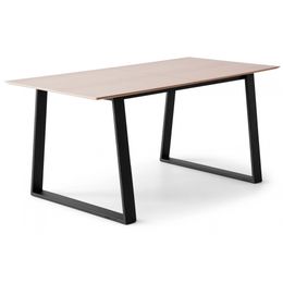 Esstisch HAMMEL FURNITURE "Meza Designtisch mit Auszugsfunktion und 2 Einlegeplatten", beige (natur, schwarz, natur), B:165cm H:73,5cm, Tischplatte: Weißpigmentiertes, matt lackiertes Eichenfurnier (natürliche MDF-Kante). Gestell: Pulverbeschichtetes schwarzes Metall, RAL9005 matt., Tische, rechteckige Tischplatte MDF, Trapez Metallgestell
