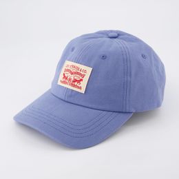 Levi's Hellblaue Cap mit Logo-Details