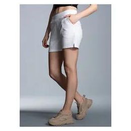 Bermudas TRIGEMA "TRIGEMA Shorts mit praktischen Taschen", Damen, Gr. XL, US-Größen, weiß, 70% Baumwolle, 30% Polyester, Hosen