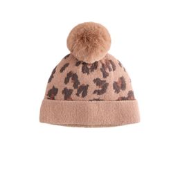 next M&uuml;tze Jungen Gr&ouml;&szlig;e 58 rostbraun / mokka / dunkelbraun