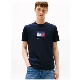 T-Shirt Tommy Hilfiger "LINEAR FLAG GRAPHIC", Herren, Gr. 3XL, blau (desert sky), Single Jersey, Obermaterial: 100% Baumwolle, regular fit, Rundhals, Shirts, Rundhals, regular fit, Jersey