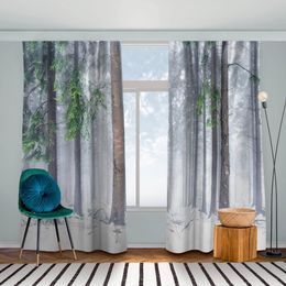 Vorhang Nadelbäume im Winter - blickdichte Gardine Wald Bäume Natur Wohnzimmer Schlafzimmer Küche Bad Badezimmer Grün