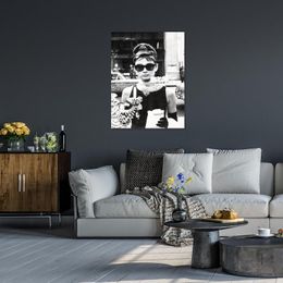 queence Acrylglasbild &raquo;Audrey Hepburn&laquo; Fenster & T&uuml;ren Film Filmfiguren Filmszene Foto Frau Portrait Schwarz-Wei&szlig; Stars Fine...