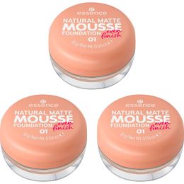 Essence Foundation »NATURAL MATTE MOUSSE FOUNDATION« mit Clean-Beauty-Textur natur 01 Gleicht kleine Unreinheiten aus und sorgt für ein...