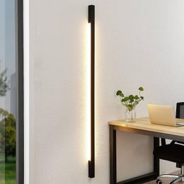 ARCCHIO Ivano LED-Wandleuchte, 170 cm, schwarz