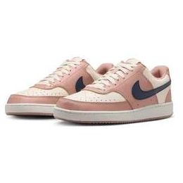 Sneaker Nike SPORTSWEAR "Court Vision Low Next Nature", Gr. 41, particle pink, midnight navy, pale ivory, Synthetik, Schuhe Skaterschuh Sneaker low, Design auf den Spuren des Air Force 1