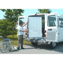 Altec Schwenkbare Einbaurampe / Rollstuhlrampe RRD L&auml;nge 3000mm Breite 1000mm