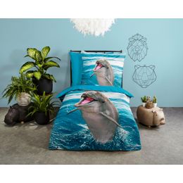 Kinderbettwäsche Good Morning "Jump", blau, B/L: 135cm x 200cm, 1 Stk., 1 Stk., Renforcé, B/L: 80cm x 80cm, 2 Stk., Renforcé, Obermaterial: 100% Baumwolle, Bettwäsche, 100% Baumwolle, 135x200, Reißverschluss, Wendeoptik, Kind, Delfin Blau