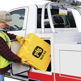 PIG Notfall-Kit in Tragetasche, Ausf&uuml;hrung &Ouml;l, absorbiert 38,5 l