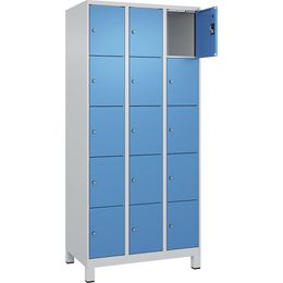 5er-Schlie&szlig;fachschrank Evolo PLUS, 3 Abteile, lichtgrau / lichtblau, B 900 mm, 15 F&auml;cher, mit breiten F&uuml;&szlig;en, Zylinderschloss kaiserkraft