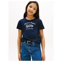 T-Shirt Tommy Hilfiger "TOMMY SCRIPT TEE SS", Mädchen, Gr. 10 (140), blau (schwarz night navy), Single Jersey, Obermaterial: 60% Baumwolle, 40% Polyester, unifarben, regular fit hüftlang, Rundhals, Shirts, für Kinder bis 16 Jahre, glänzender Druck