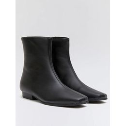 Bellucci Boots in Schwarz - 55% | Größe 39 | Damen-stiefel