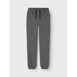 Jogginghose name it "NKMSWEAT für Jungen mit verstellbarem Bund und Kordelzug", Jungen, Gr. 92, N-Gr, grau (dunkelgrau melange), Sweatware, Obermaterial: 80% Baumwolle, 20% Polyester, unifarben, regular fit knöchellang, Hosen, unifarben, casual, regular fit, Baumwollmix, Rundhals