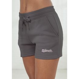 Shorts BENCH. LOUNGEWEAR, Damen, Gr. 32/34, N-Gr, grau (stone), Interlock, Obermaterial: 60% Baumwolle, 40% Polyester, bestickt, unifarben, Basic, bequem kurz, Hosen, mit Logodruck und Stickerei