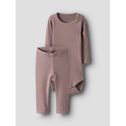 Langarmbody name it "NBNKAB LS BODY LEGGING SET NOOS", Baby, Gr. 62, N-Gr, deauville mauve pack:deauville mauve, Jersey, Obermaterial: 57% Baumwolle, 38% Modal, 5% Elasthan, unifarben, regular fit, Rundhals, Bodys, mit dazu passender Leggings