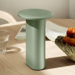 Fritz Hansen LED-Akku-Tischleuchte Solae, gr&uuml;n, Alu, IP44