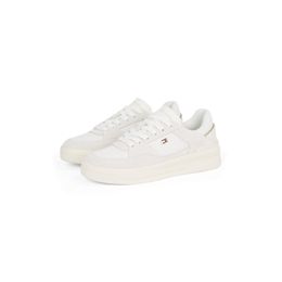 Plateausneaker Tommy Hilfiger "ESSENTIAL BASKET SNEAKER", Damen, Gr. 36, beige (ecru), Leder, Lederimitat, Textil, Schuhe, Freizeitschuh, Halbschuh, Schnürer mit Logoflaggen-Emblem