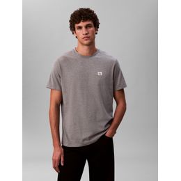 T-Shirt Calvin Klein Jeans "SS BADGE 30S JERSEY CLASSIC TEE", Herren, Gr. M, med grau htr, Single Jersey, Obermaterial: 100% Baumwolle, regular fit normal, Rundhals, eingesetzt abgesteppte Kante, Shirts, Mit Rundhalsausschnitt