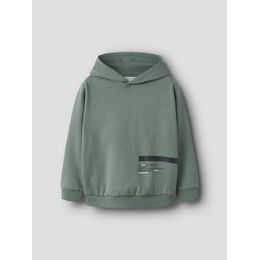 Sweatshirt name it "NKMOLAF LS NREG SWE WH BRU PB", Jungen, Gr. 146/152, grün (laurel wreath), Sweatware, Obermaterial: 60% Baumwolle, 40% Polyester, bedruckt, regular fit normal, Rundhals, Rippbündchen, Sweatshirts