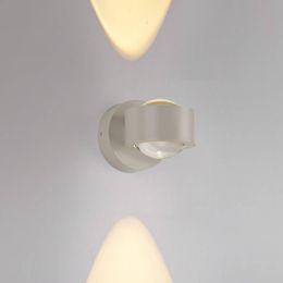 JUST LIGHT. LED-Akku-Wandleuchte Chia, sand, Eisen, 3.000 K