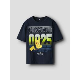 T-Shirt name it "NKMMABR POKEMON NREG SS TOP BOX NOOS SKY", Jungen, Gr. 122 (128), blau (navy blazer (blank)), Jersey, Obermaterial: 95% Baumwolle, 5% Elasthan, bedruckt, regular fit normal, Rundhals, abgesteppte Kante, Shirts, mit großem Pokémon-Frontmotiv