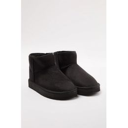 Trendyol Boots in Schwarz - 47% | Größe 40 | Damen-stiefel