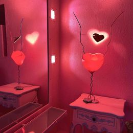 Ingo Maurer One From The Heart Tischleuchte, LED, 4077000,