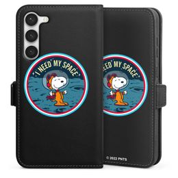 DeinDesign Galaxy S23+ Handy Klapph&uuml;lle Handyh&uuml;lle aus Kunst Leder schwarz Flip Case Peanuts Weltall Snoopy Sideflip mit Lasche