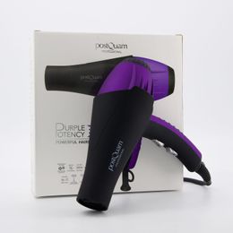 Schwarzer professioneller Haartrockner