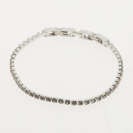 Silberfarbenes Armband mit Swarovski-Kristallen