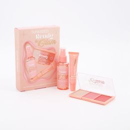 3-teiliges Kosmetikset mit Lipgloss