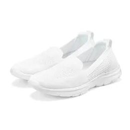 Slipper Lascana "Halbschuh, Sneaker, Slip-On-Sneaker", Herren, Gr. 41, wei&szlig;, Obermaterial: 100% Textilmaterial. Decksohle: 100% Textilmaterial. Futter: 100% Textilmaterial. Laufsohle: 100% Synthetik, Strukturmuster, unifarben, Basic, Schuhe Slipper, aus bequemen Textil-Material zum Reinschl&uuml;pfen VEGAN